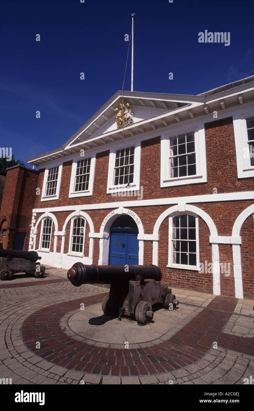 Cannon exeter hi-res stock photography and images - Alamy