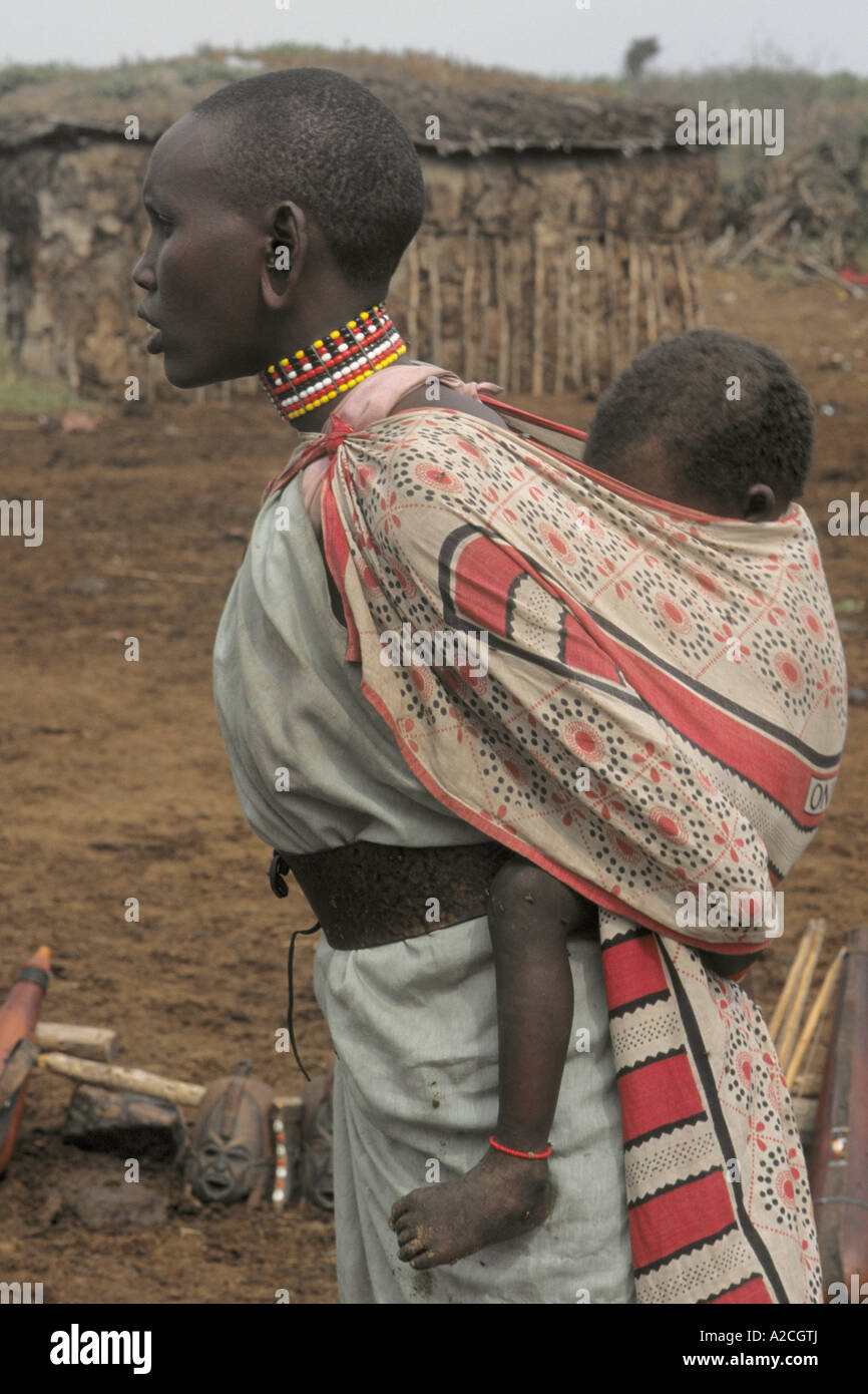 Kenya Masai tribespeople mother and child Stock Photo - Alamy