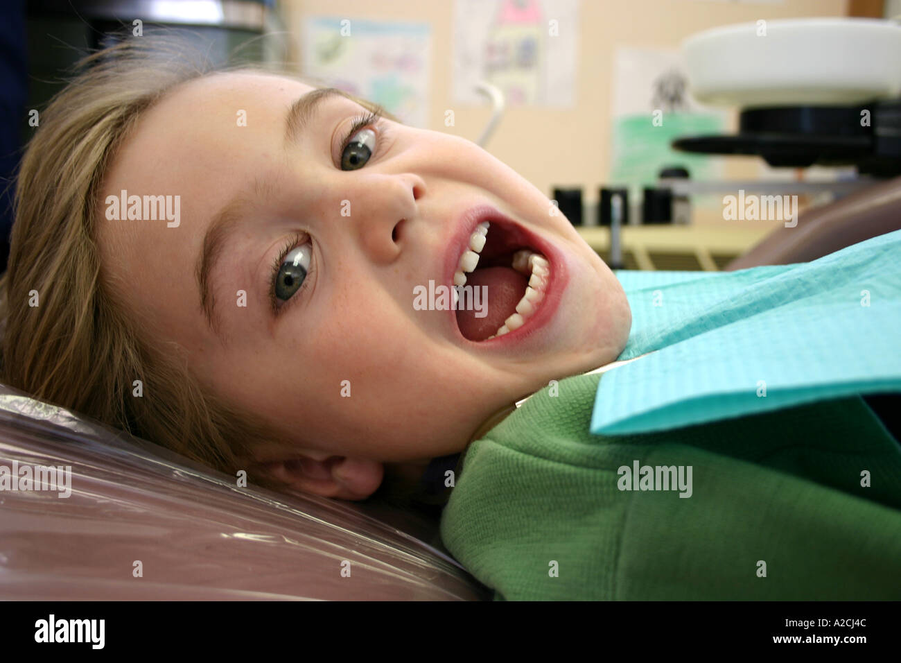Opening mouth hi-res stock photography and images - Alamy