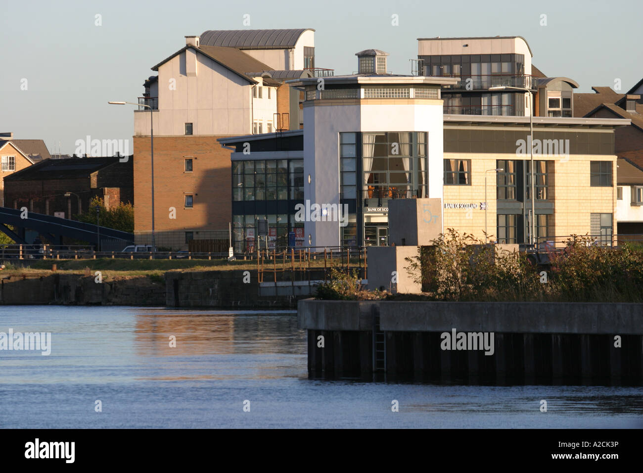 Modern development in Leith, Edinburgh in the late evening sun Stock ...