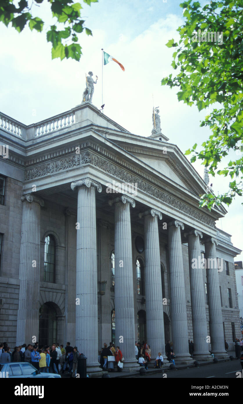 General post office gpo building hi-res stock photography and images ...
