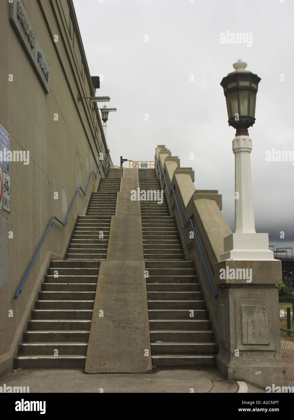 Sydney harbour bridge stairs hi-res stock photography and images - Alamy