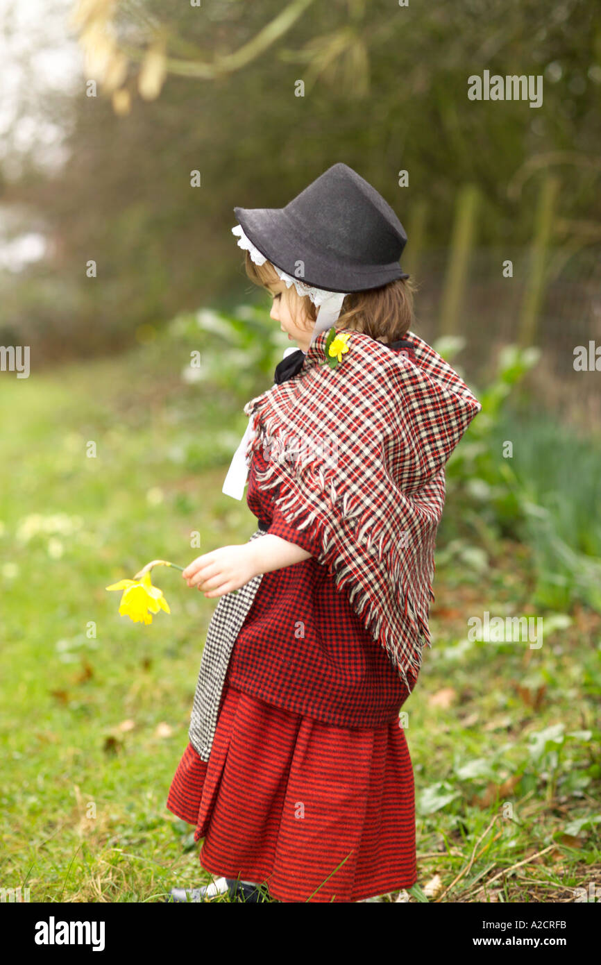 Welsh Lady In Traditional Costume High Resolution Stock Photography and ...