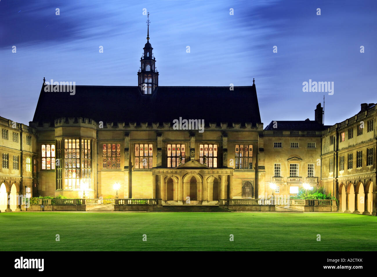 "Trinity College" Court, Cambridge University at night Stock Photo - Alamy
