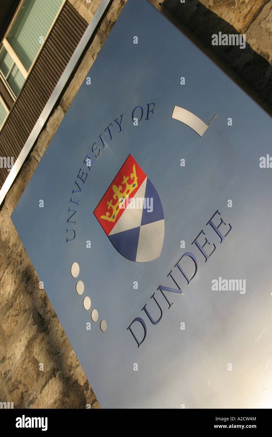University of Dundee Signage Stock Photo - Alamy