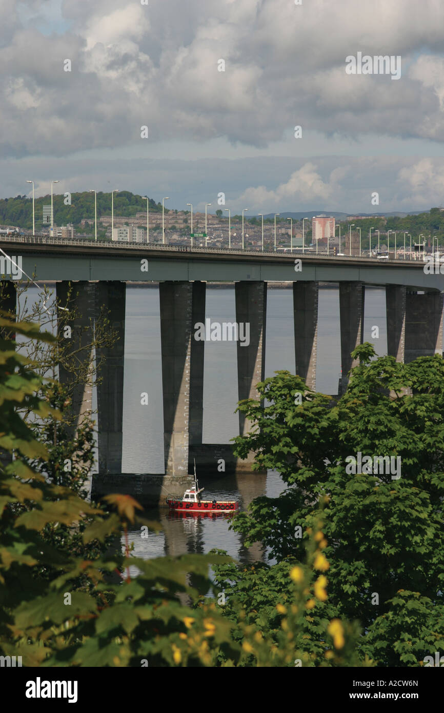 Bridge over the river tay in Dundee, Scotland Stock Photo - Alamy