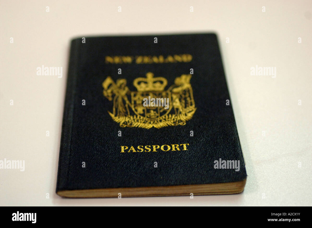 New Zealand passport Stock Photo - Alamy
