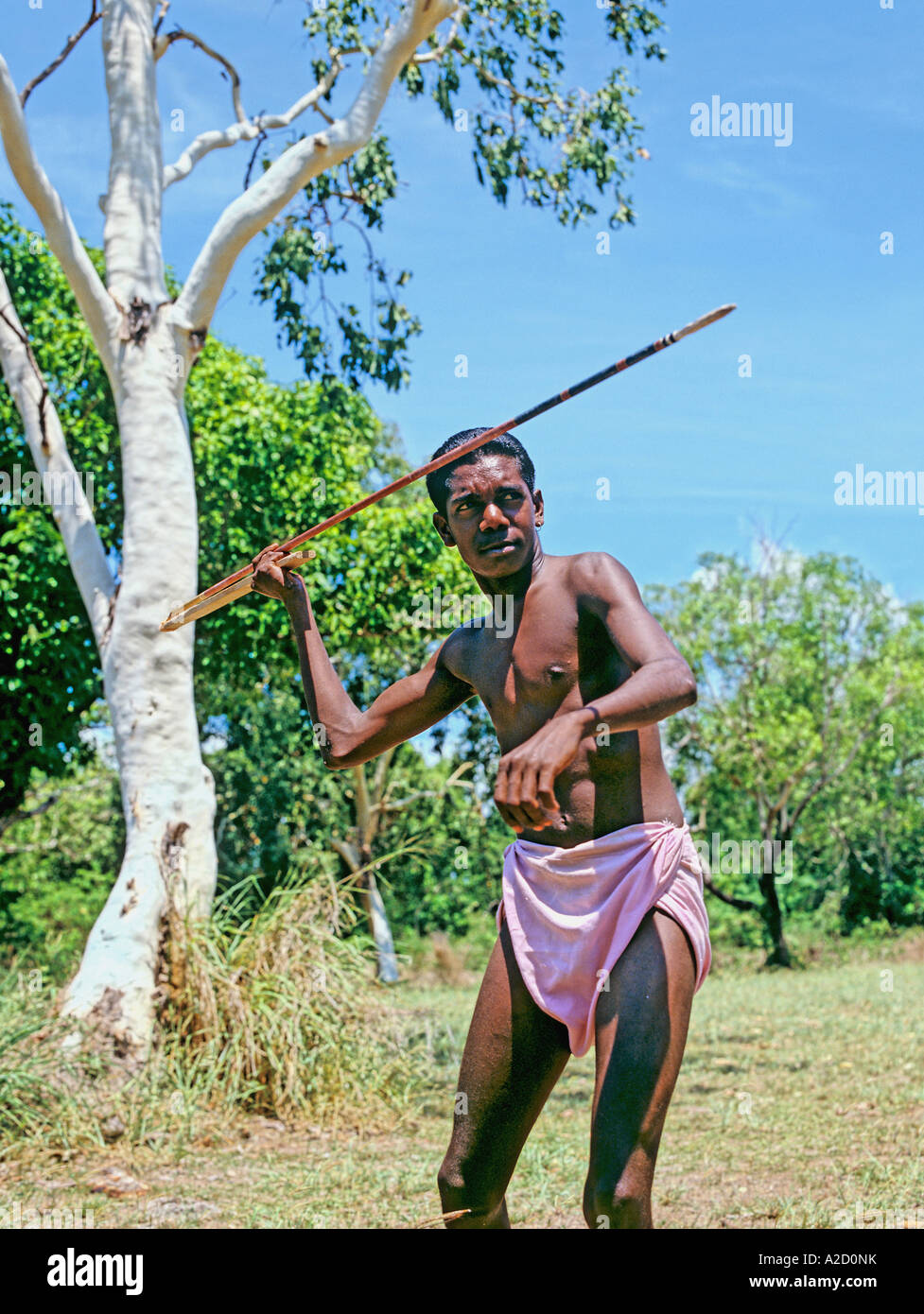 Aborigines australia hunting hi-res stock photography and images - Alamy