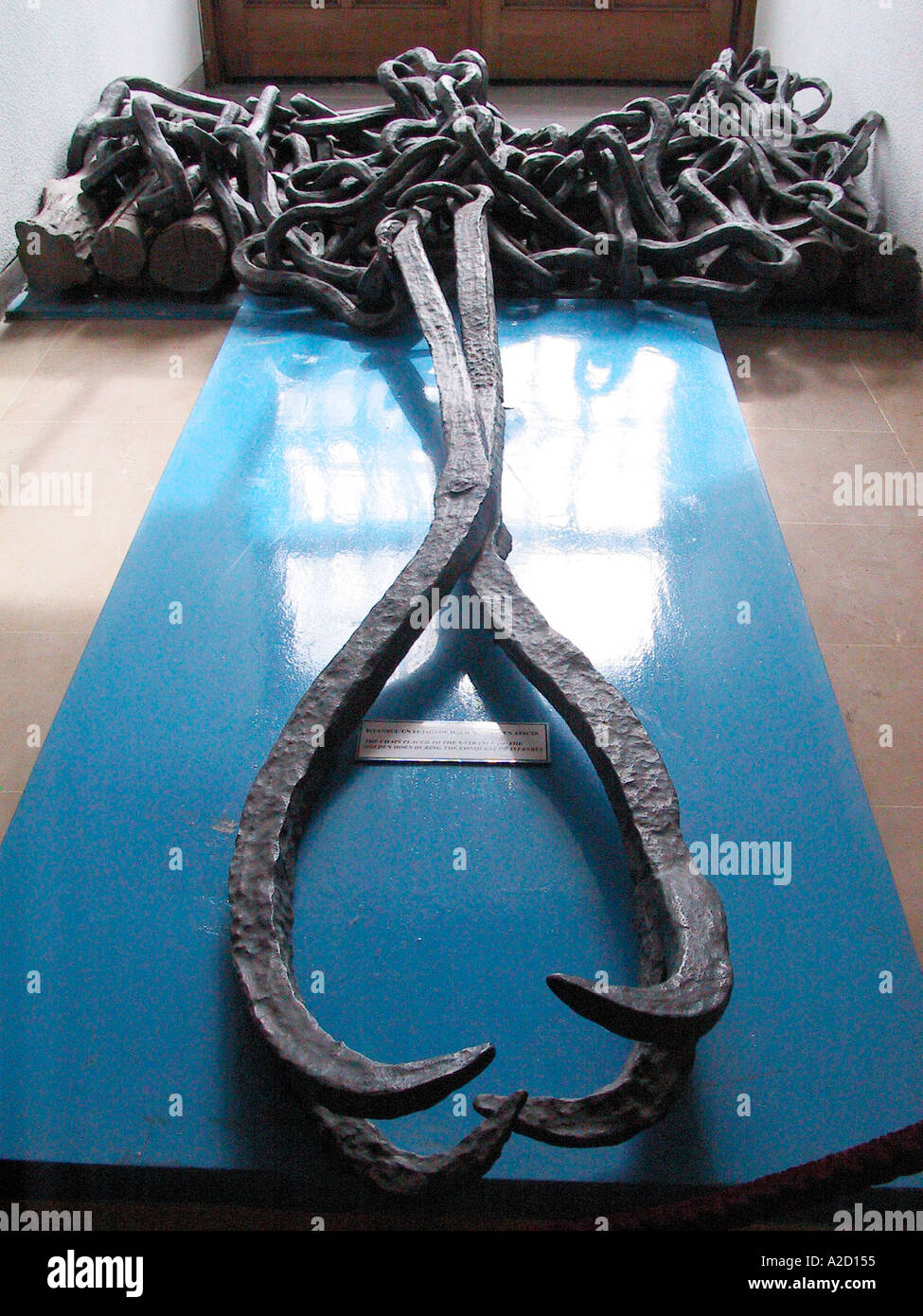 Byzantine chain hi-res stock photography and images - Alamy