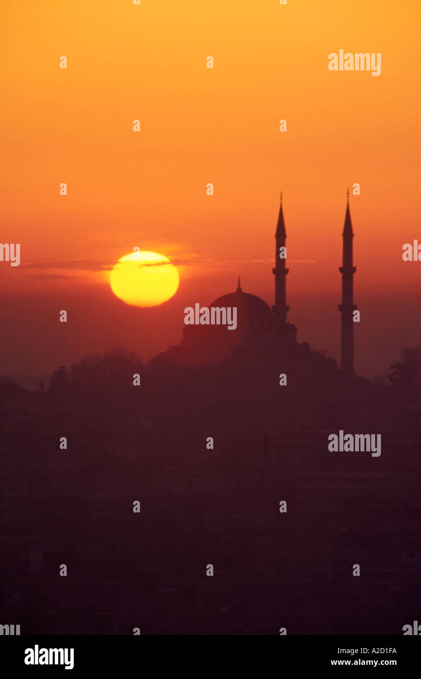 Sunset Istanbul Turkey Stock Photo - Alamy