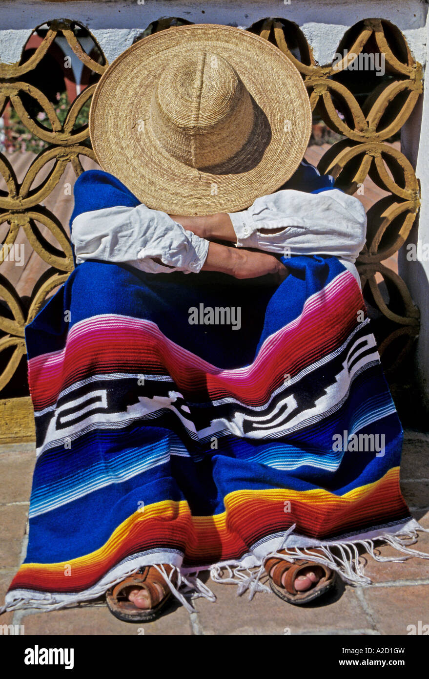 Mexico men sombrero hi-res stock photography and images - Alamy