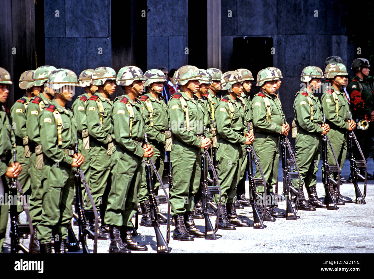 Mexico army hi-res stock photography and images - Alamy