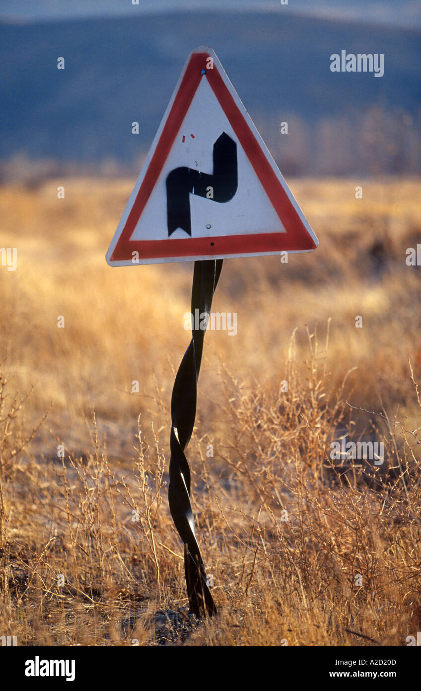 Yellow curves ahead sign hi-res stock photography and images - Alamy