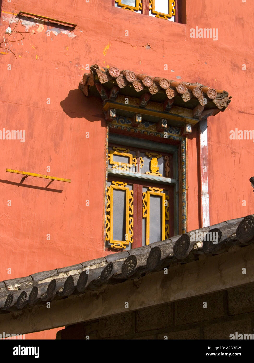 traditional Tibetan windows and architecture Shangri La China Stock ...