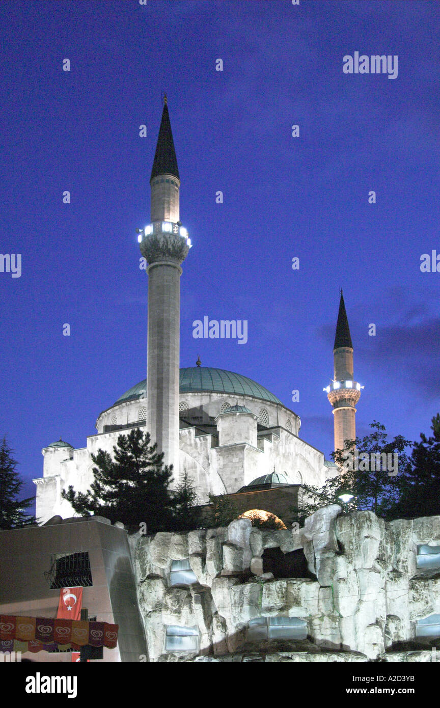 Mosques of ankara hi-res stock photography and images - Alamy