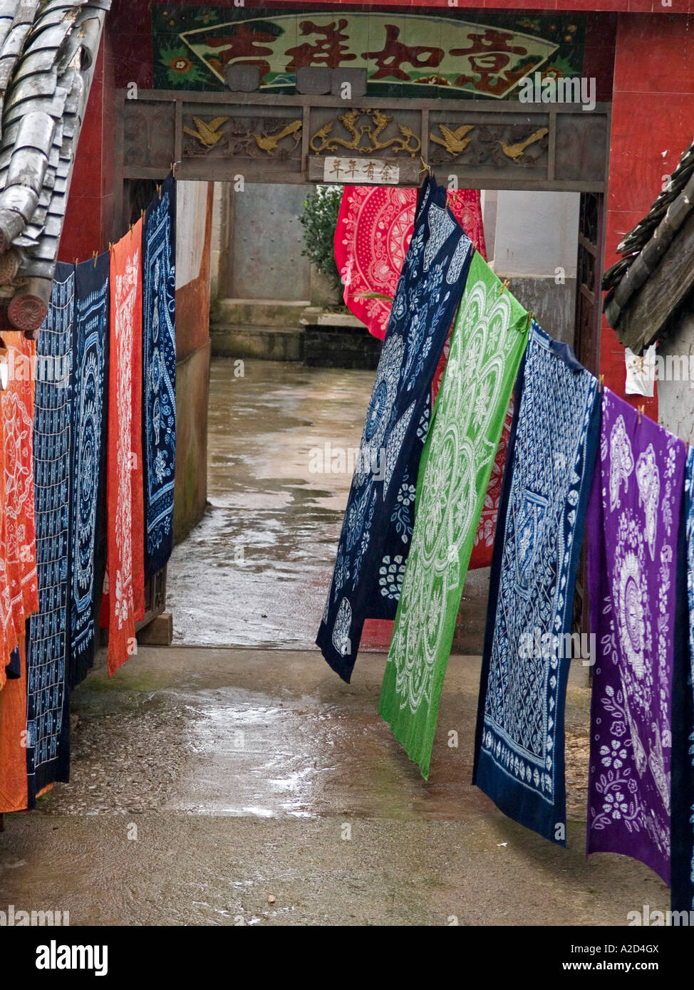 Sheets blowing hi-res stock photography and images - Alamy