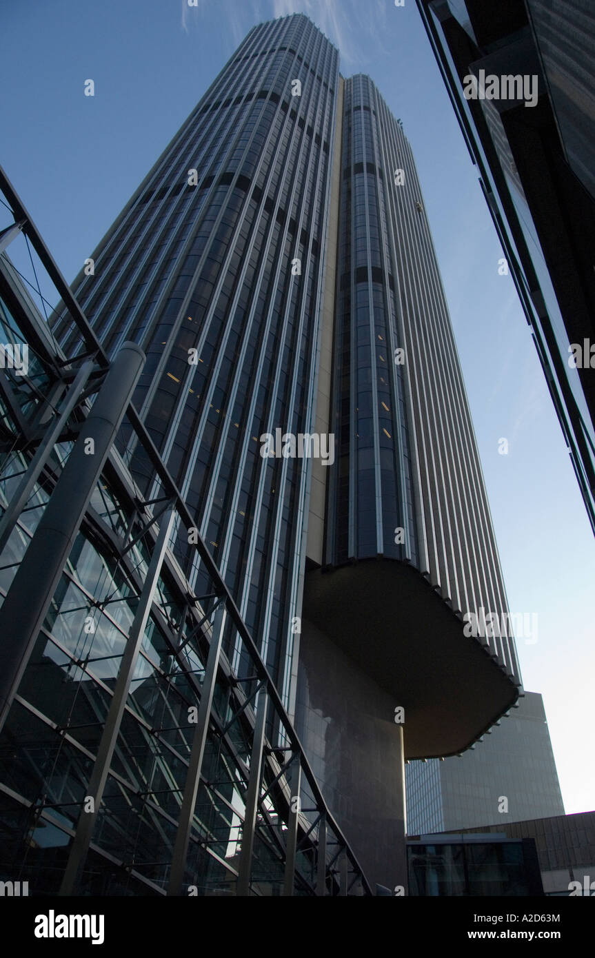 Tower 42 at Old Broad Street in the city of London Stock Photo - Alamy