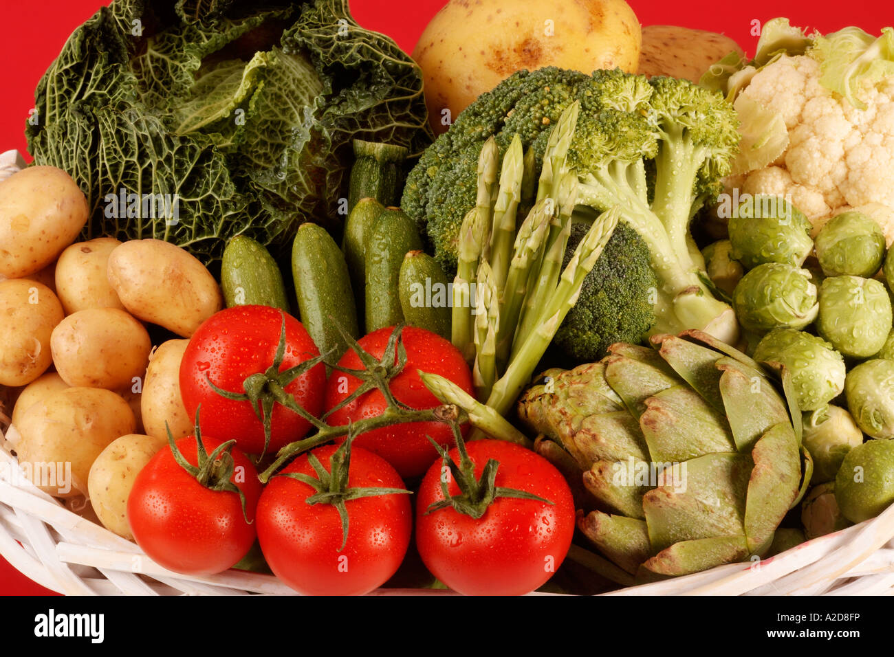 Mixed vegetable basket display hi-res stock photography and images - Alamy