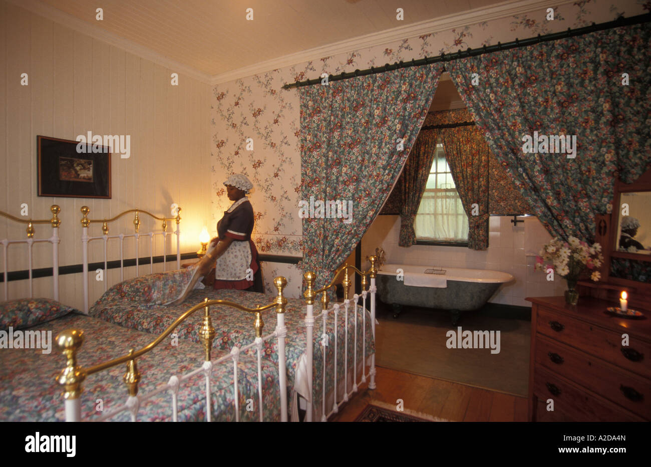 Royal Hotel, Pilgrim's Rest gold mining village from the 1870's ...
