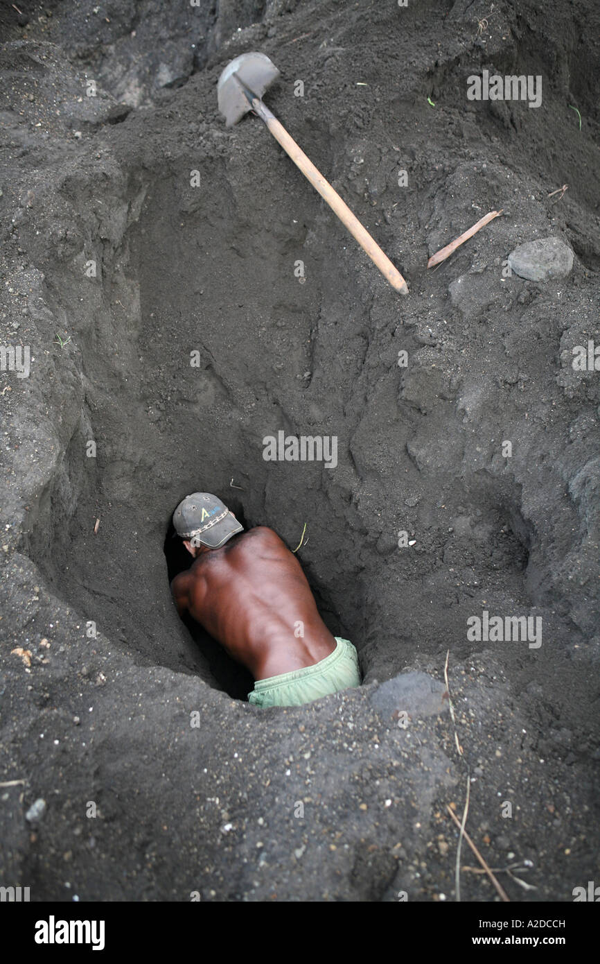 Egg collectors from Matupit Island, Rabaul, East New Britain, Papua New ...