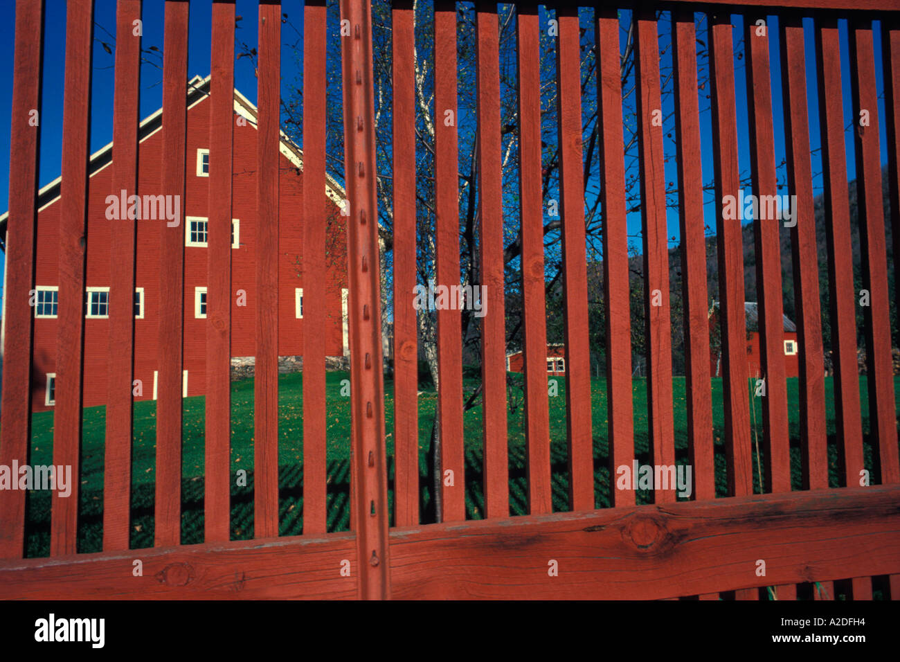 Large wooden gates hi-res stock photography and images - Alamy
