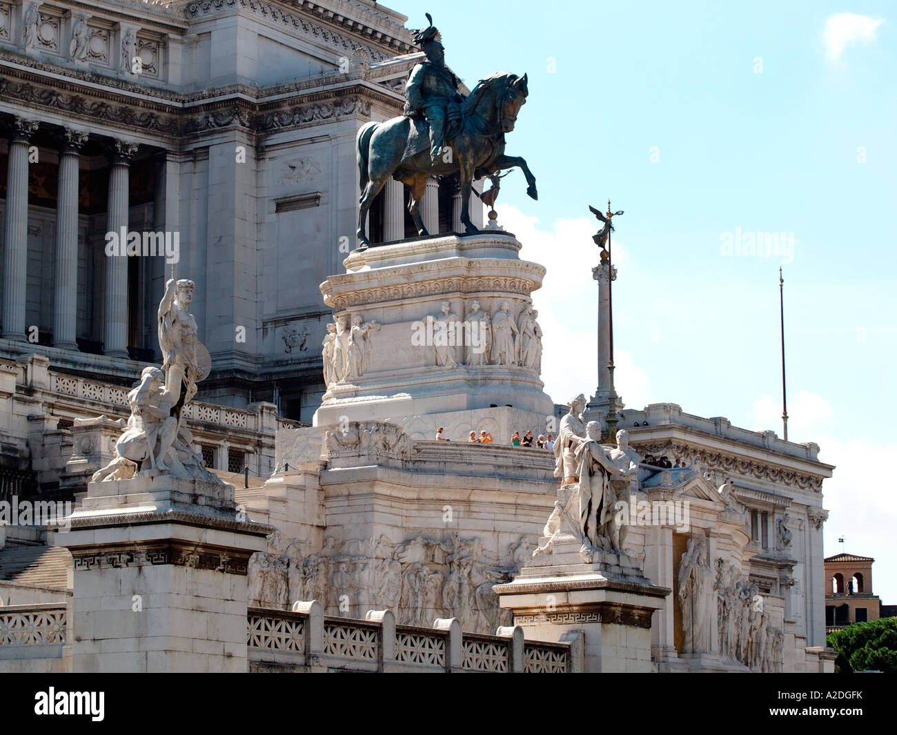 Victorio emanuel monument hi-res stock photography and images - Alamy