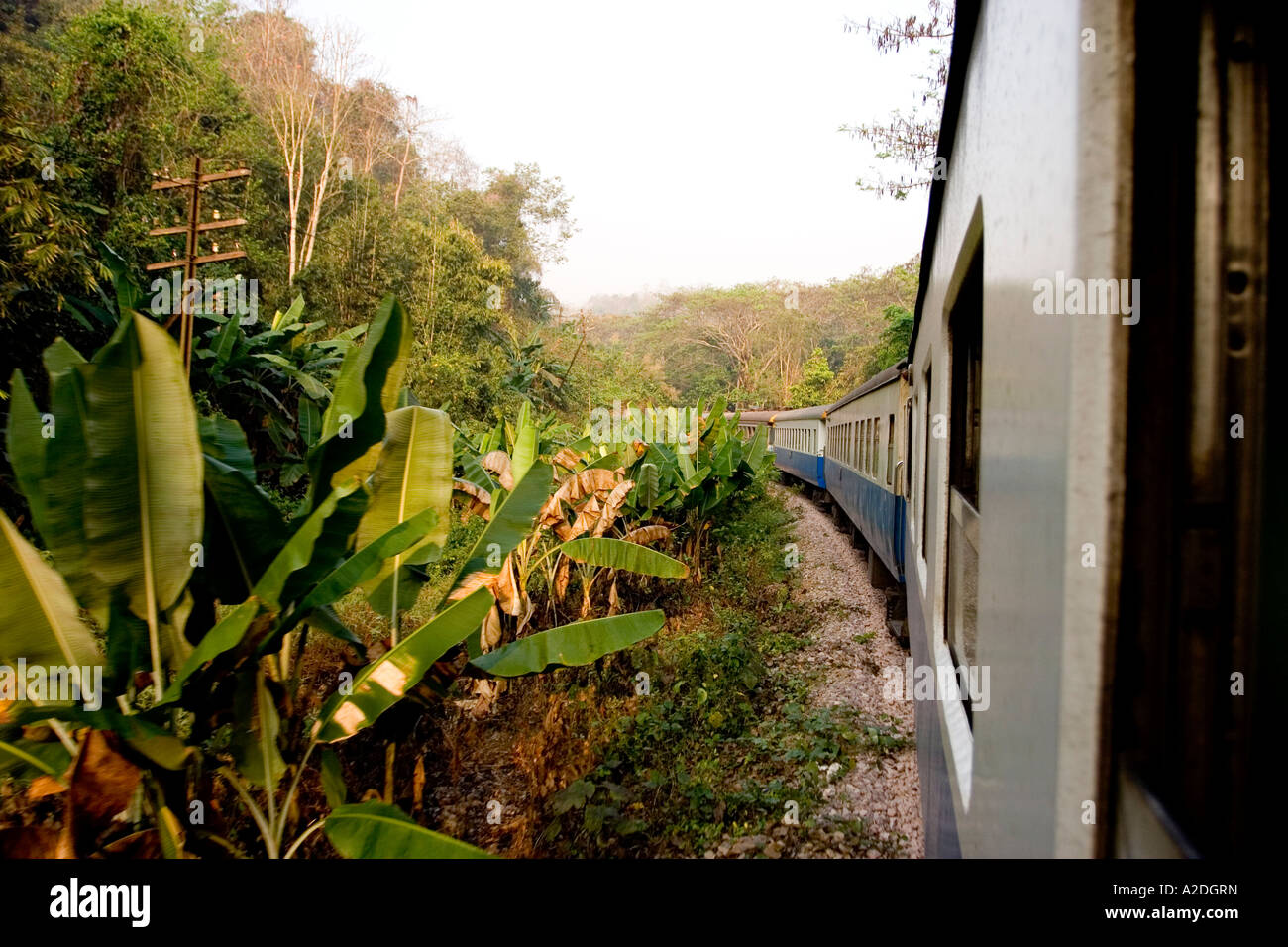 The slow train from Bangkok to Chang Mai Stock Photo - Alamy