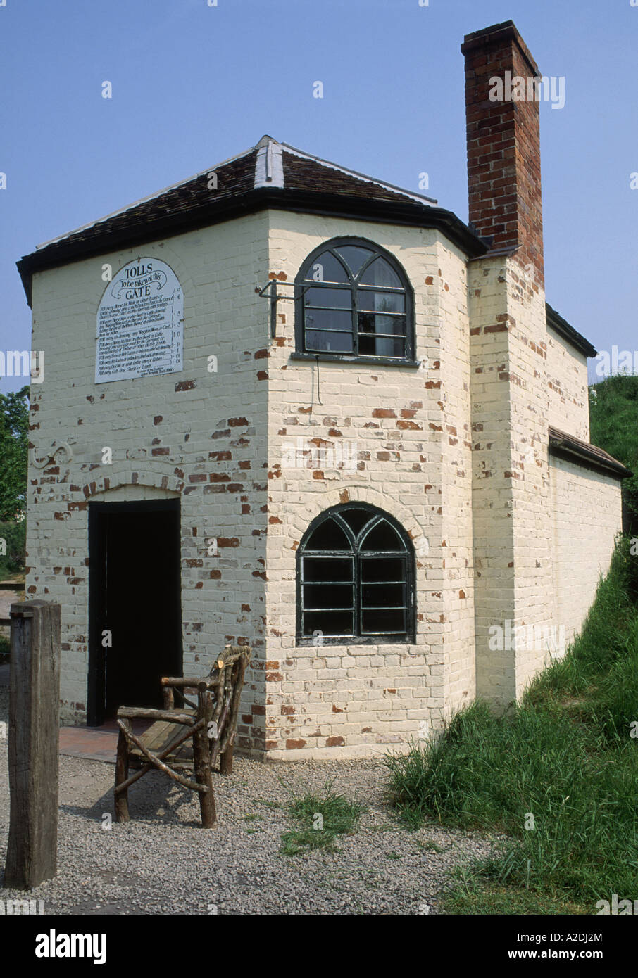 And Historic Toll House Stock Photos & And Historic Toll House Stock ...