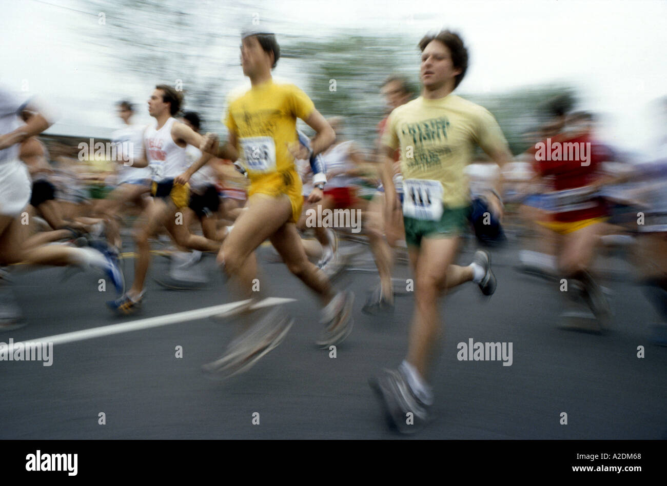 Finish marathon race blurred hi-res stock photography and images - Alamy