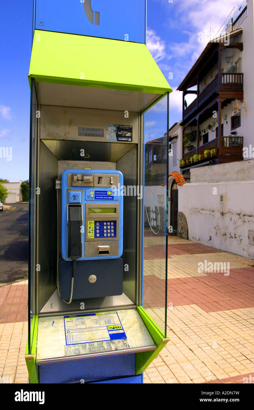 telephone callbox public phone payphone puerto de la cruz canaries ...
