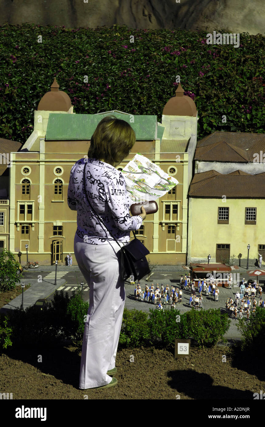 Pueblo chico model village puerto hi-res stock photography and images ...