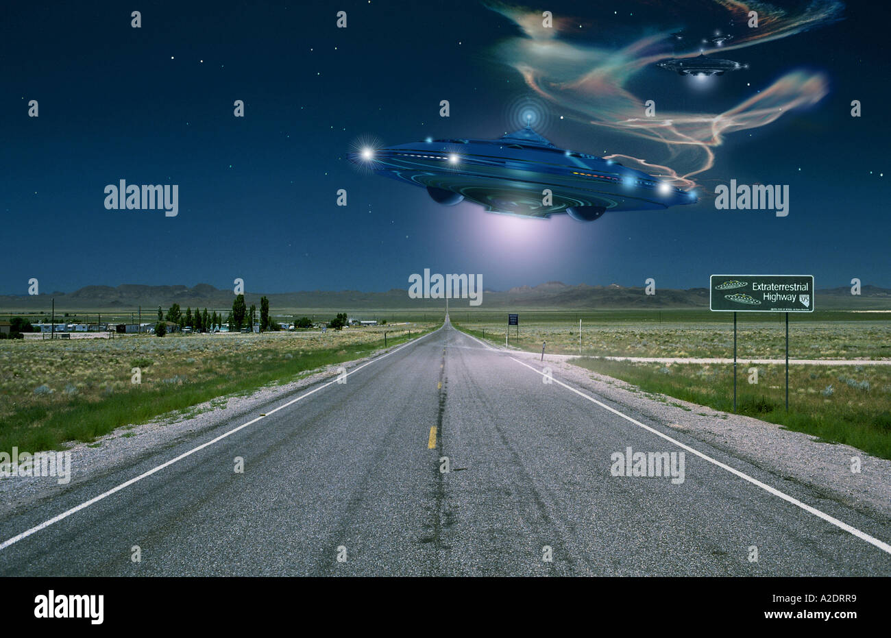 Unknown flying object hi-res stock photography and images - Alamy