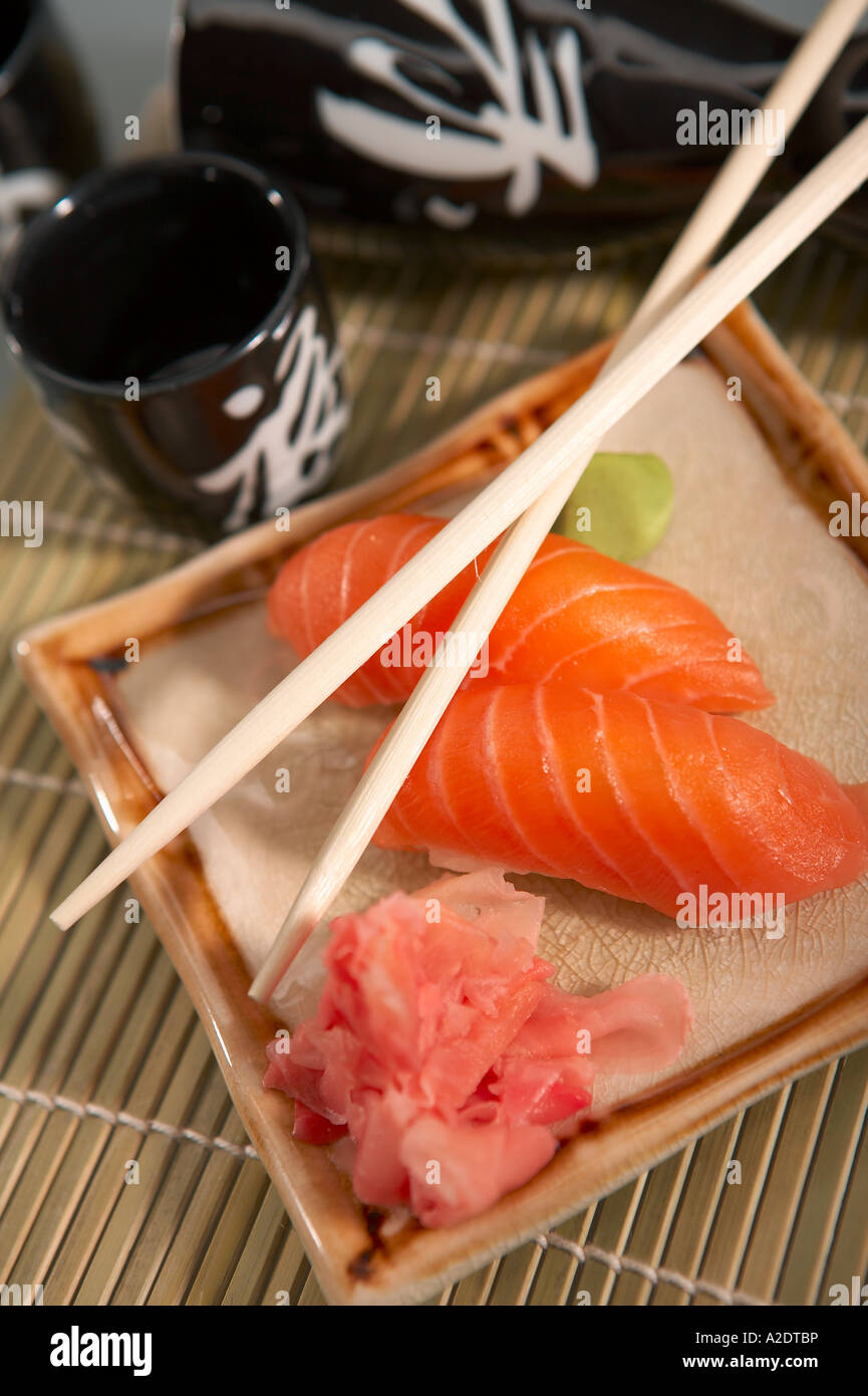 Salmon nigiri hi-res stock photography and images - Alamy