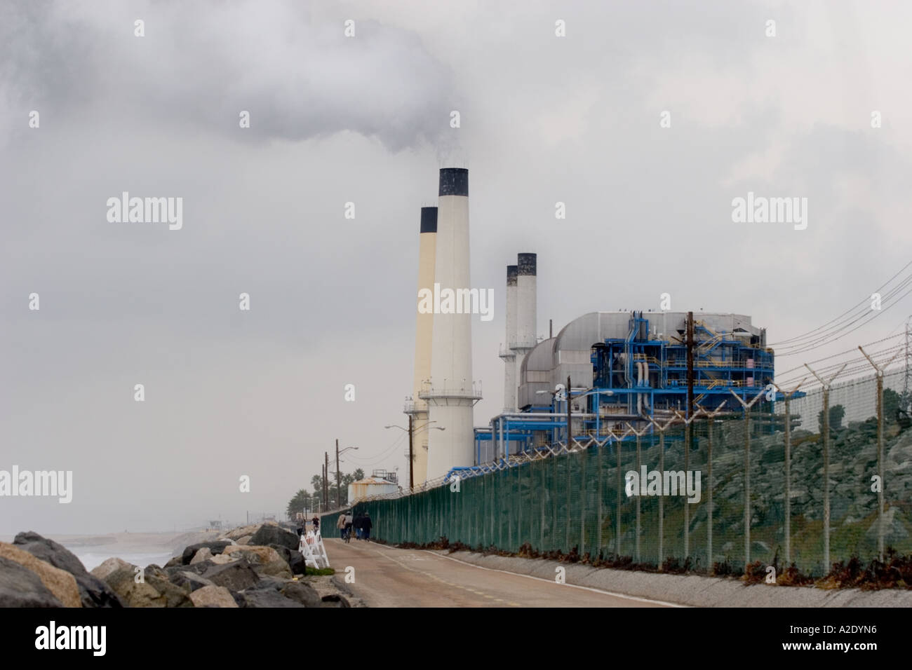 El segundo power plant hi-res stock photography and images - Alamy