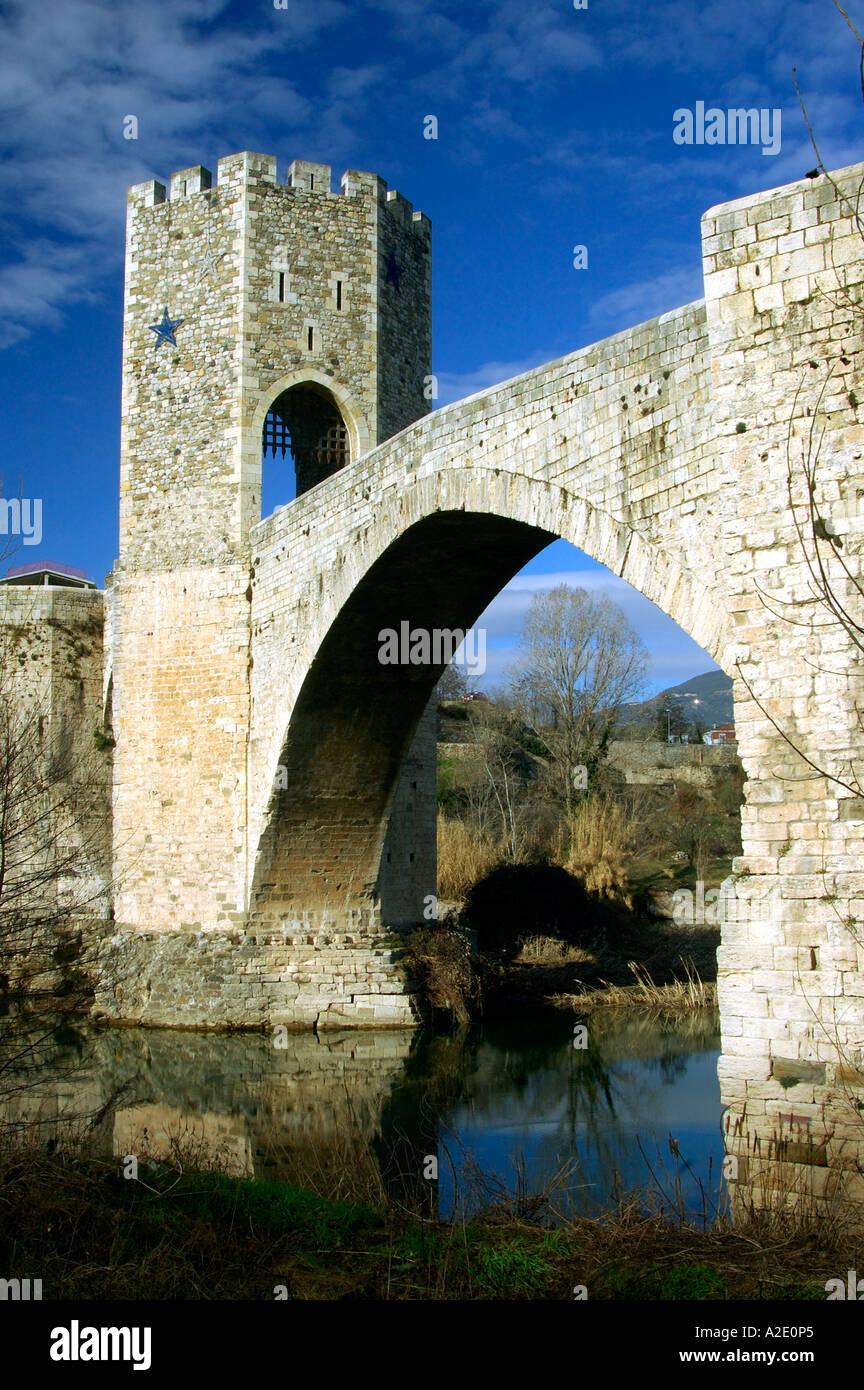 Medieval bridge with gate tower besalu hi-res stock photography and ...