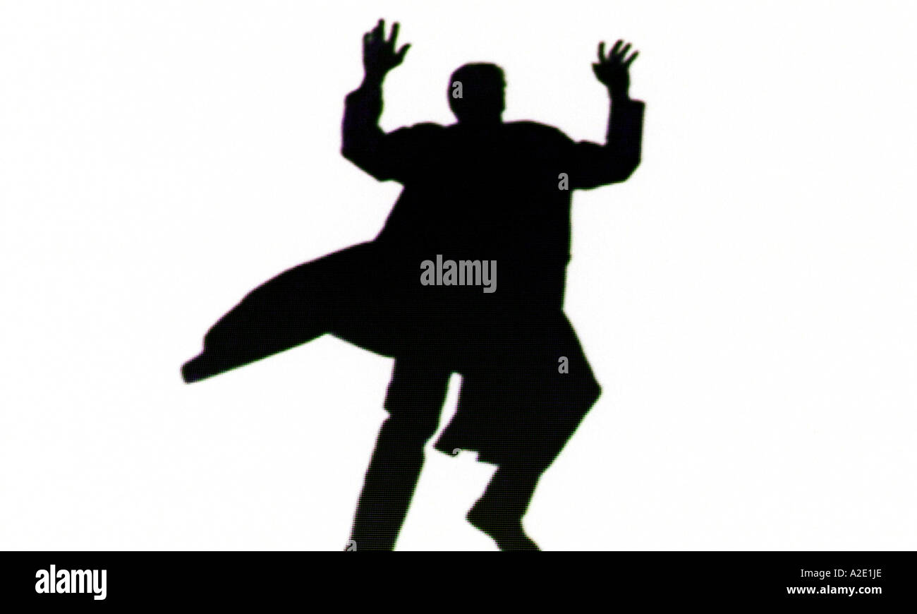 Clive Owen Dwight black and white sin city figure fall falling drowning ...