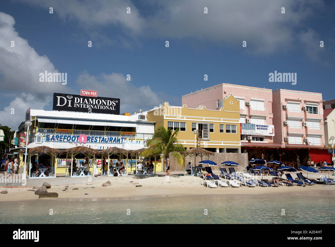Philipsburg st maarten boardwalk hi-res stock photography and images ...