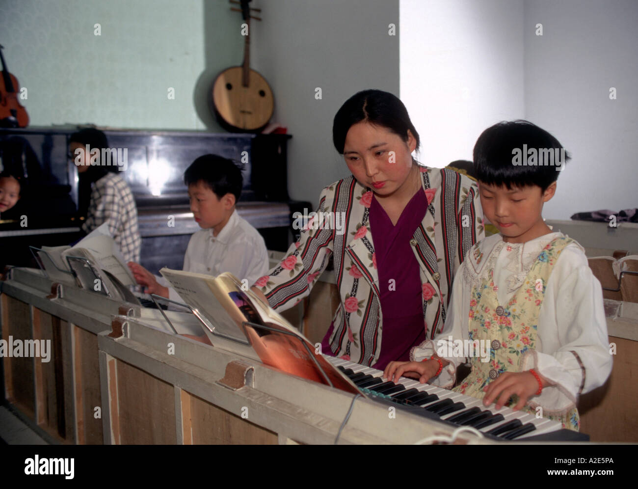 China art student hi-res stock photography and images - Alamy