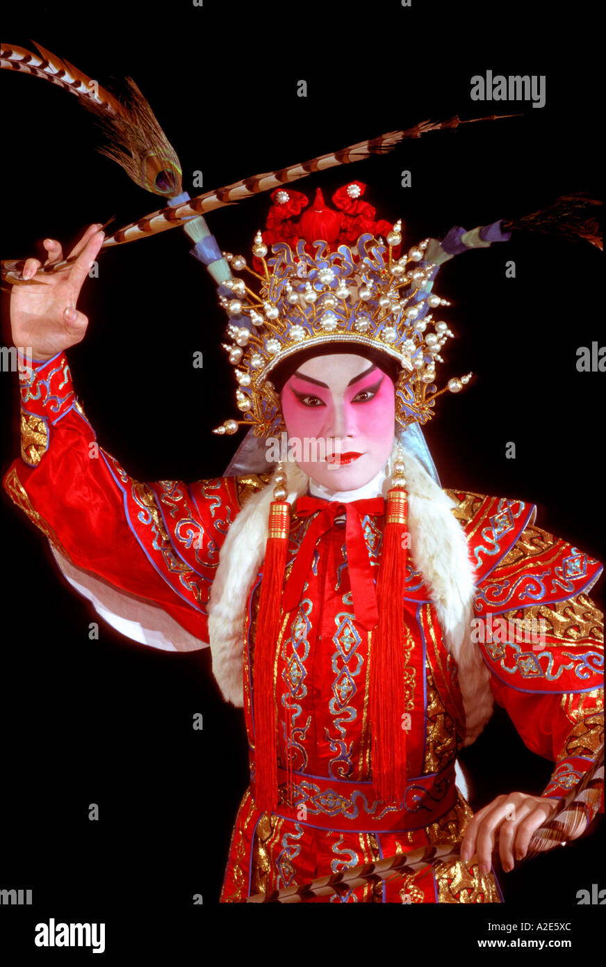Cantonese opera singer hi-res stock photography and images - Alamy