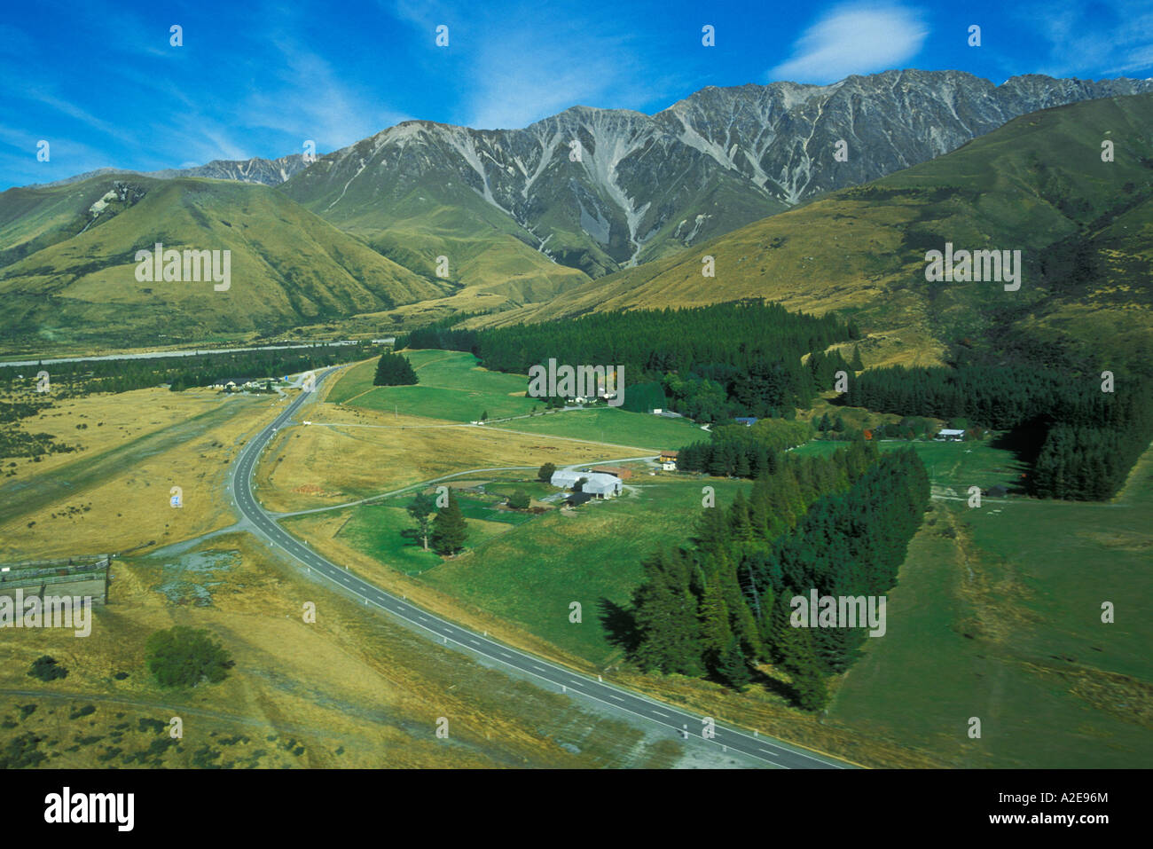 Ben ohau range hi-res stock photography and images - Alamy