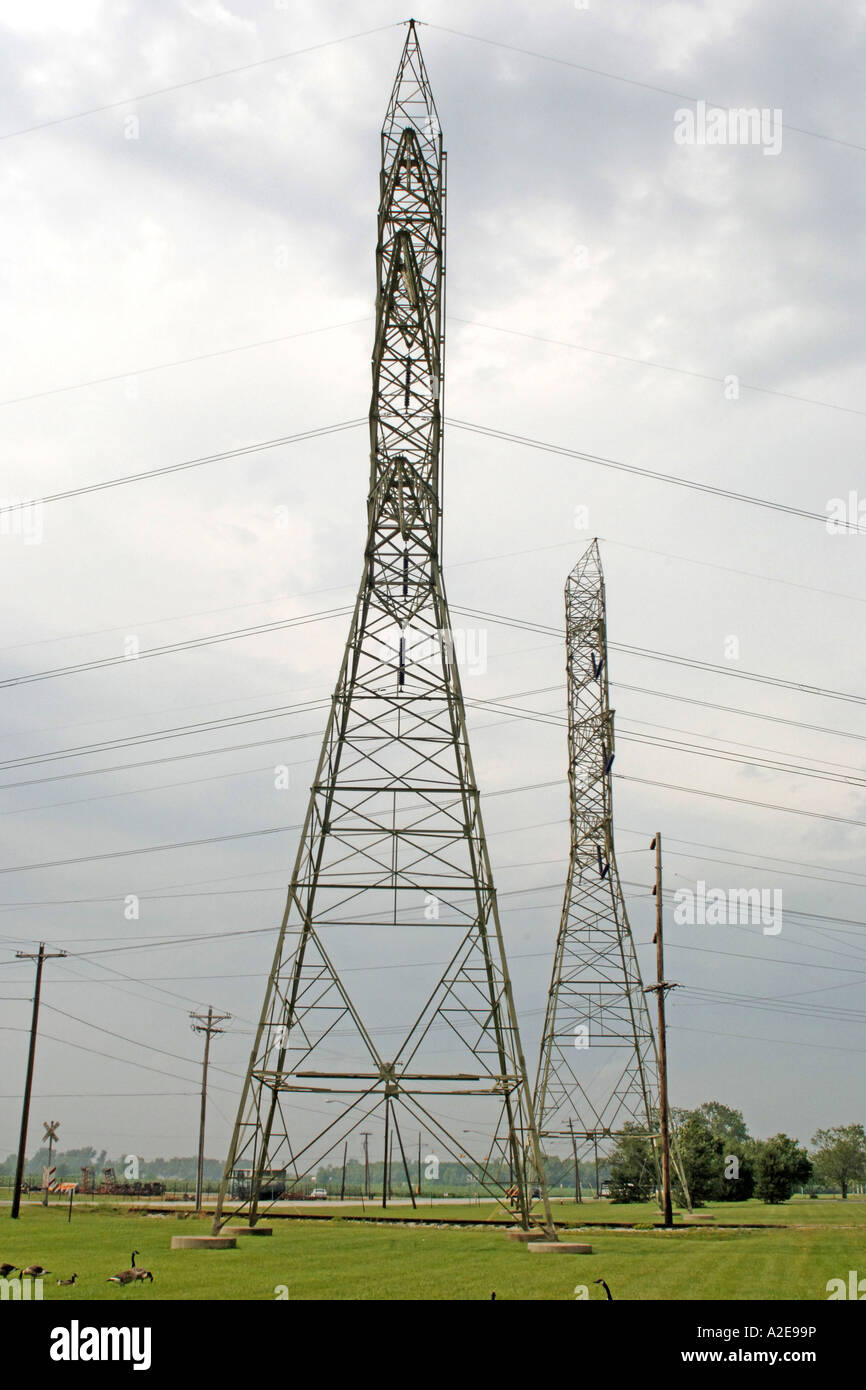 Terminal tower electricity pylon hi-res stock photography and images ...