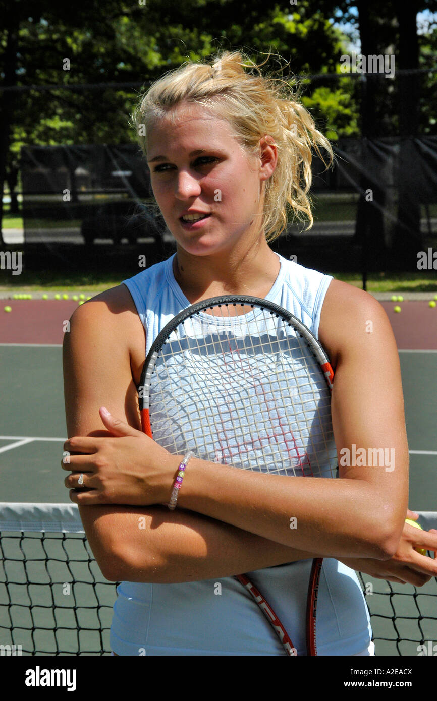 Tennis coach giving lesson to girl hi-res stock photography and images ...