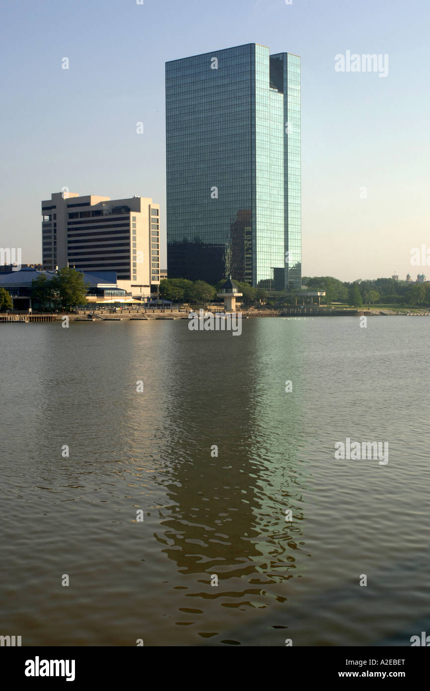 The One SeaGate building of Toledo Ohio and the Maumee River Stock ...
