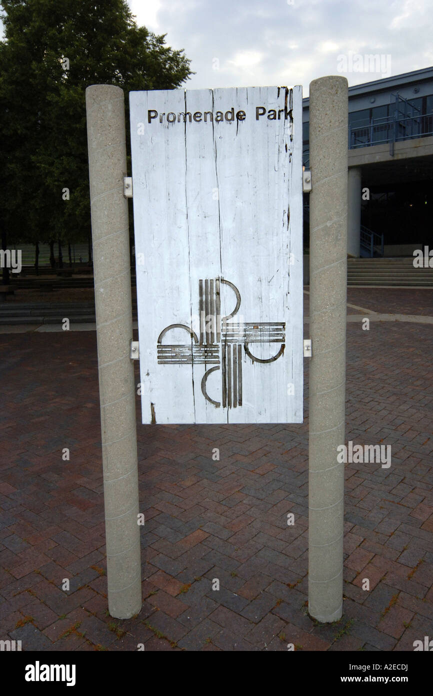 Promenade Park Signpost in Toledo City Ohio Stock Photo - Alamy