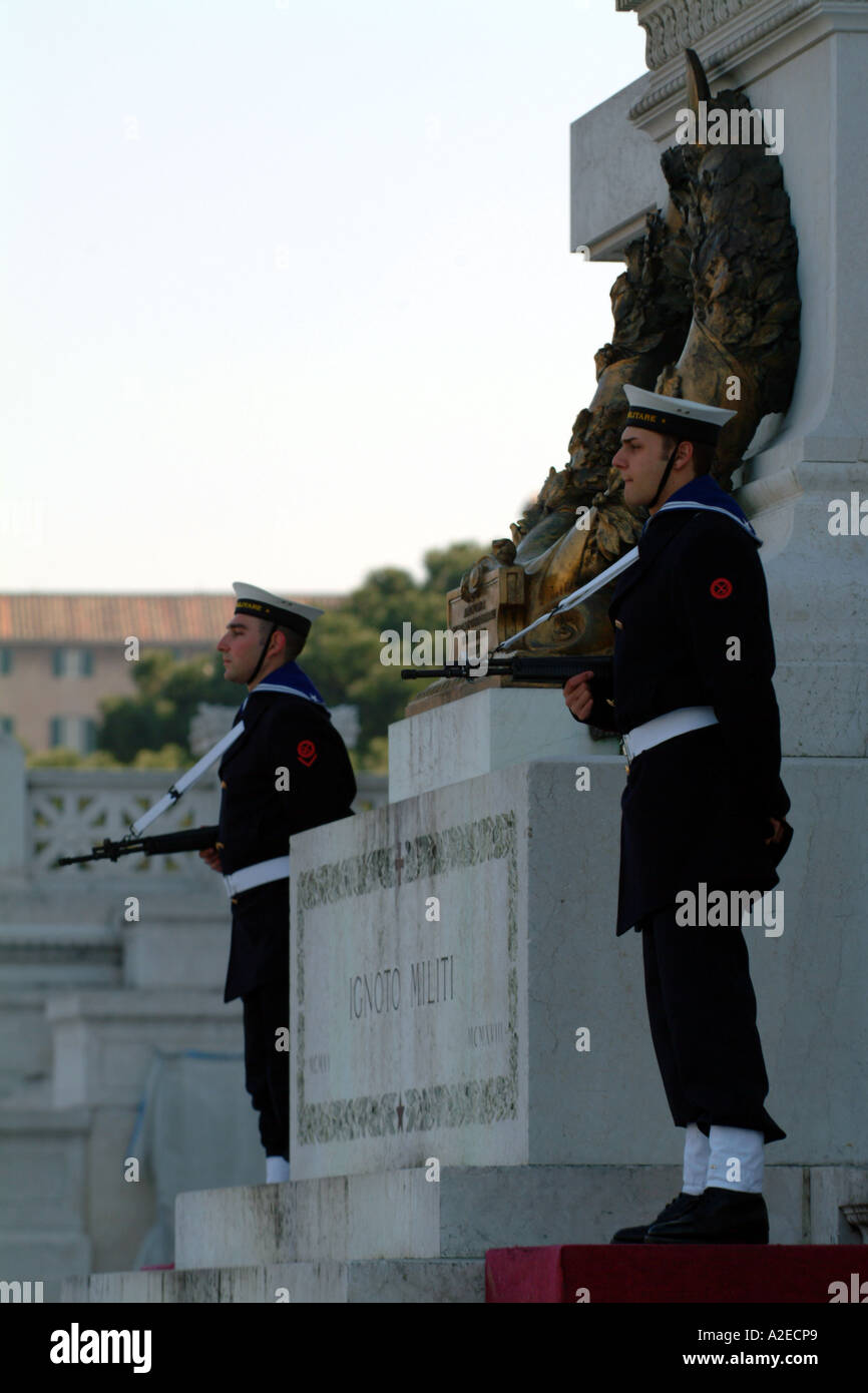 Modern miltary hi-res stock photography and images - Alamy
