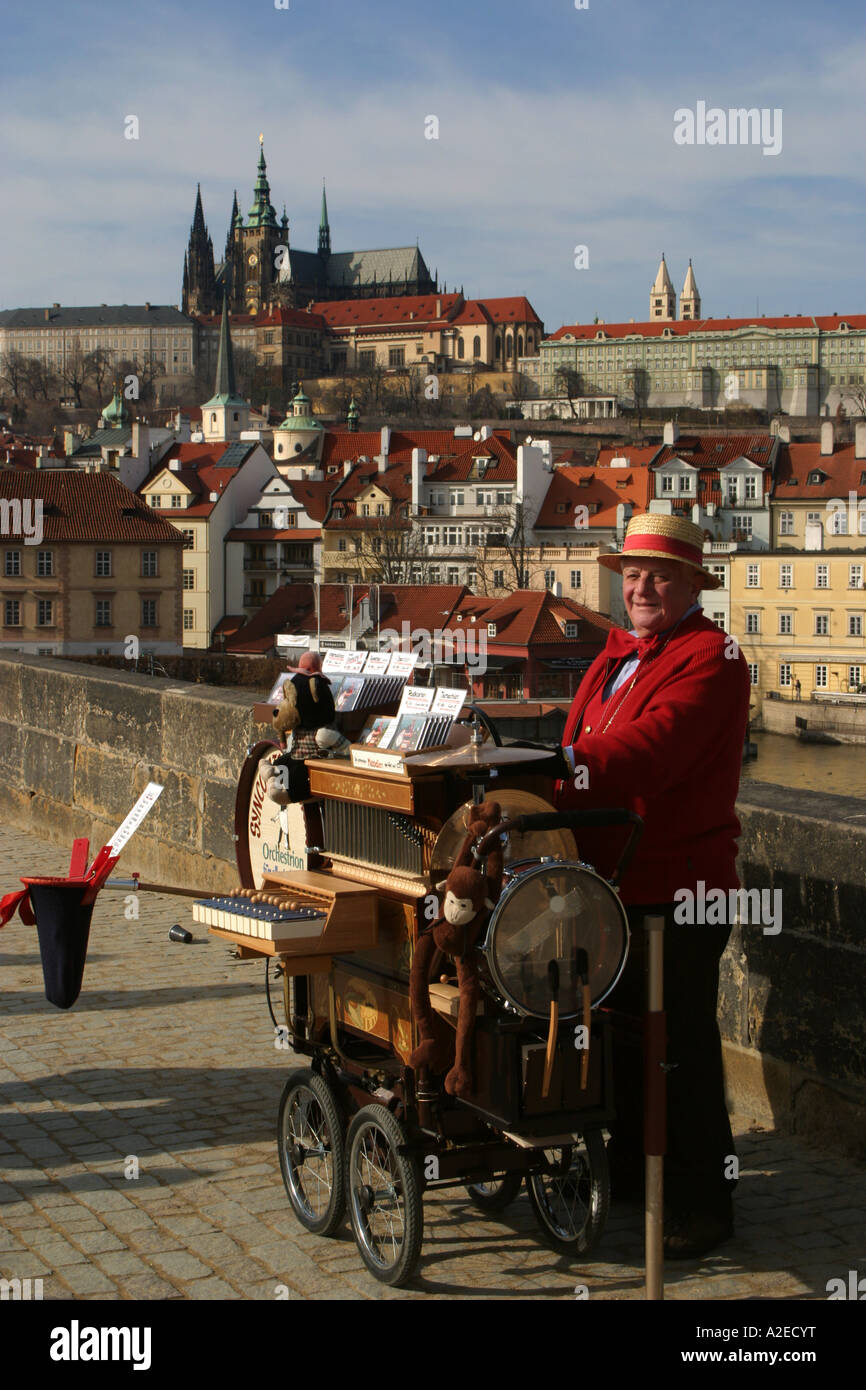 old man busking on charles bridge Stock Photo - Alamy