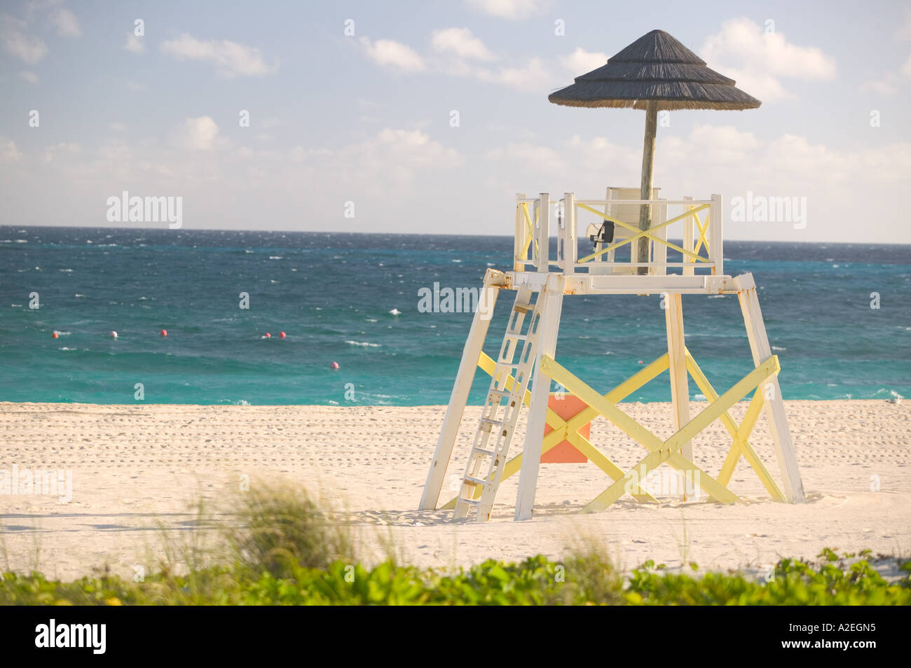 BAHAMAS, New Providence Island, Nassau: Paradise Island, Cabbage Beach ...