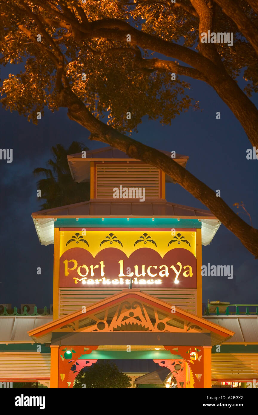 BAHAMAS, Grand Bahama Island, Lucaya: Port Lucaya Marketplace ...