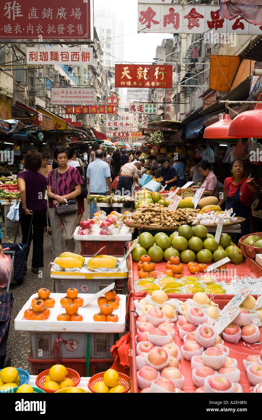 dh Jordan YAU MA TEI HONG KONG Street fruit market fresh fruit display ...