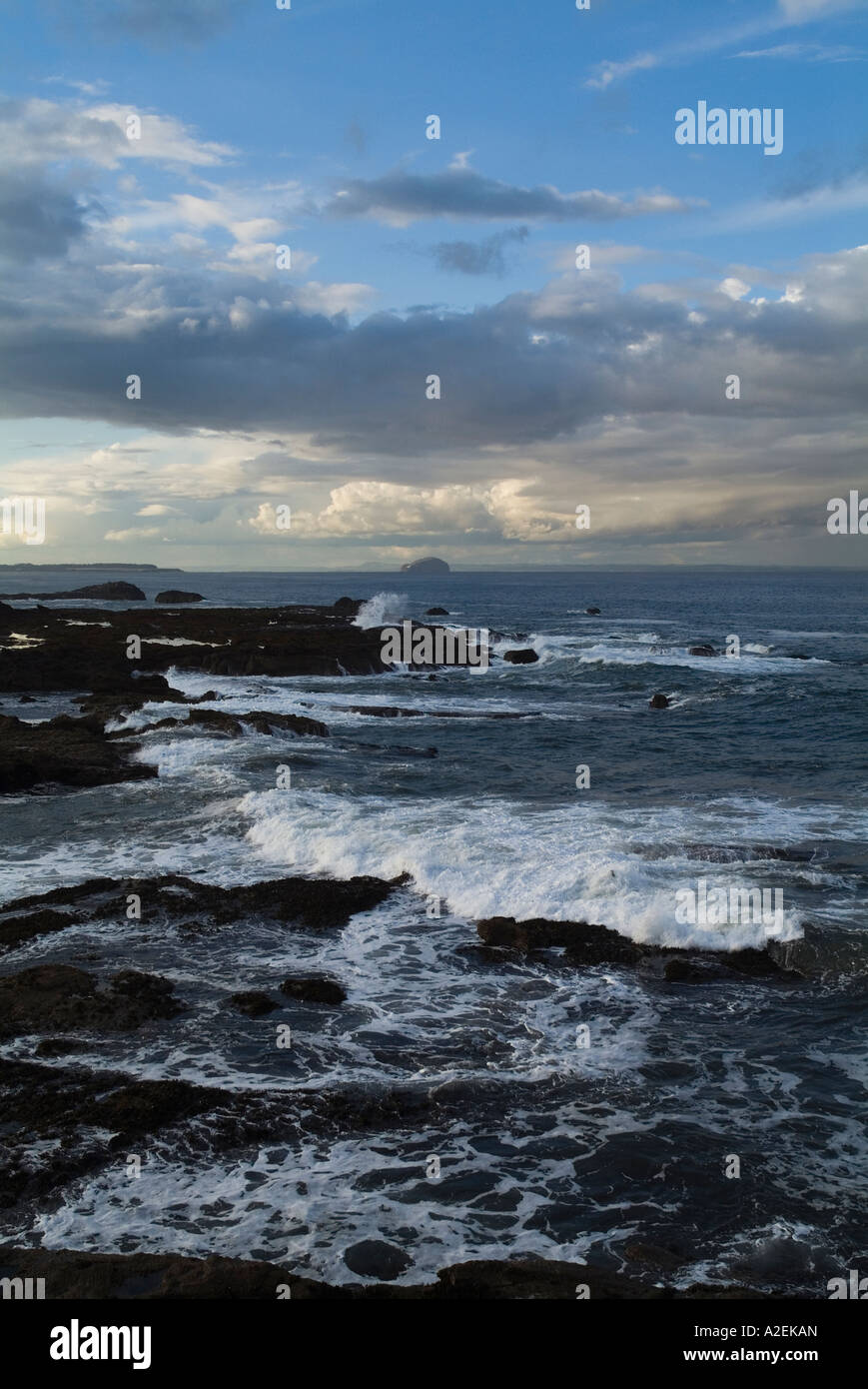dh DUNBAR LOTHIAN EAST North Sea Firth of Forth dark rough stormy waves ...